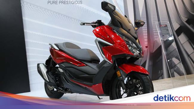 Usai PCX 160, AHM Luncurkan Forza Terbaru, Harga Rp 83 Jutaan