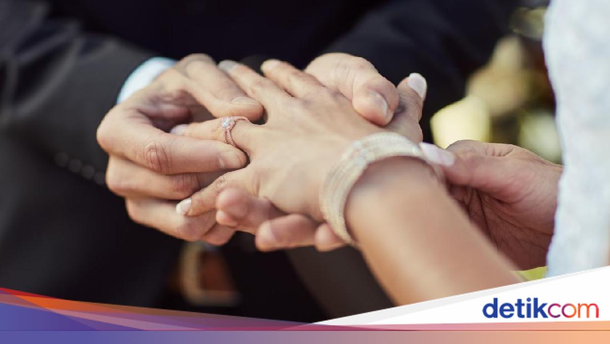 10 Ide Susunan Acara Lamaran di Rumah yang Sederhana dan Tidak Merepotkan