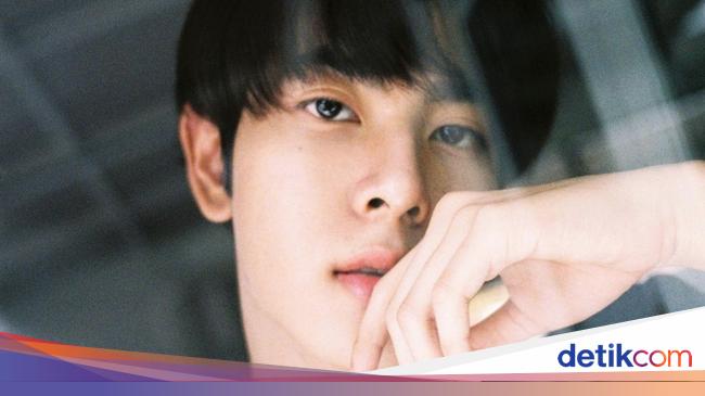 Ini Mix, Aktor Ganteng Thailand Viral karena Mirip Jin BTS
