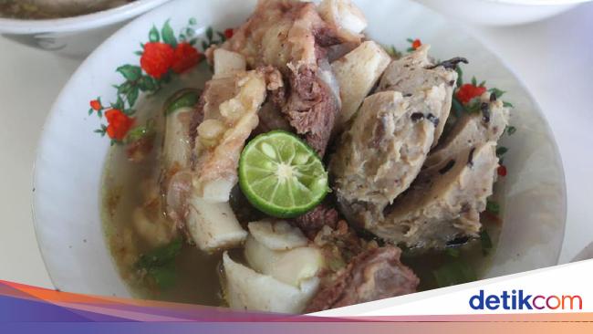 Bakso Kameumeut : Segarnya Bakso Isian Kuping dan Cingur Sapi