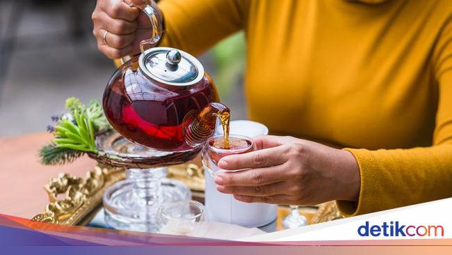 Cara Menyeduh Teh yang Benar, Jangan Pakai Microwave!