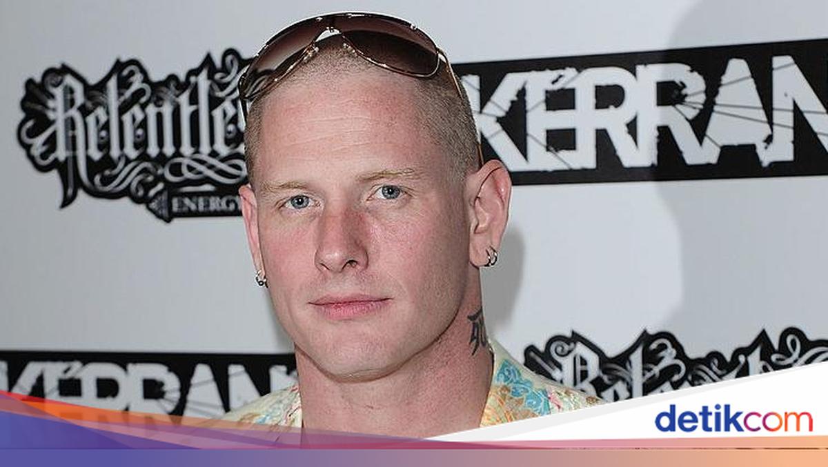 Corey Taylor Minta Adam Levine Jangan Sok Jadi Jagger
