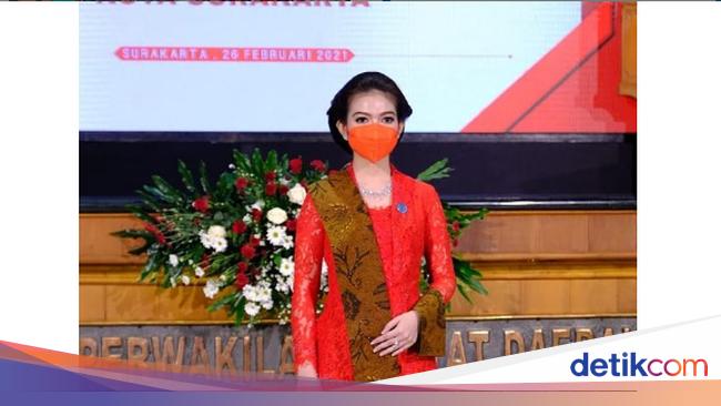 Foto: Cantiknya Selvi Ananda Berkebaya Glamor di Pelantikan Gibran