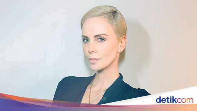 Charlize Theron Bikin Kesal Warga Afrika Charlize Theron Bikin Kesal Warga Afrika
