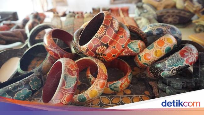 Batik Kayu Khas Bantul Tembus Pasar Malaysia dan Singapura