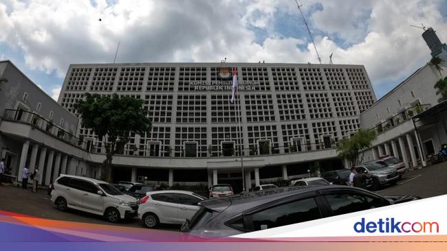 Syarat Badan Adhoc Pilkada 2024 dan Jadwal Pembentukannya