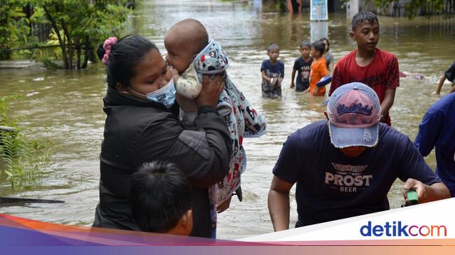 Penampakan Banjir Terjang Makassar