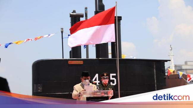 Arti Bendera Setengah Tiang yang Dikibarkan oleh TNI Angkatan Laut