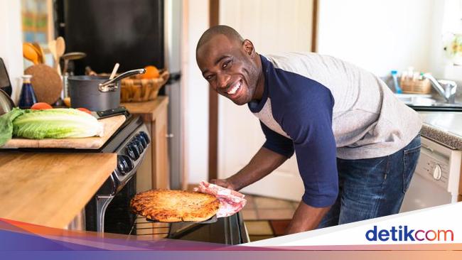 10 Tips Menghangatkan Makanan Agar Rasanya Tetap Enak 10 Tips Menghangatkan Makanan Agar Rasanya Tetap Enak