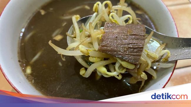 Soto Kebo WARSO: Uniknya Soto Daging Kerbau dan Mangut Manyung Super Pedas