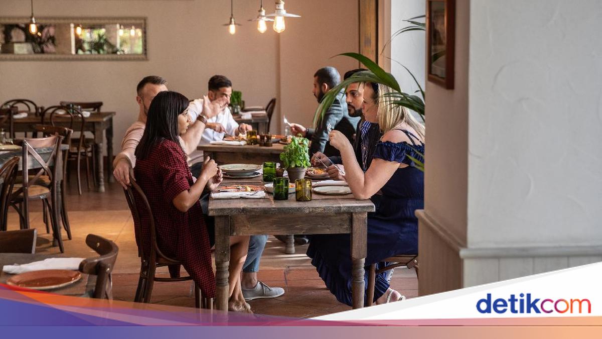 Ulah Nakal Restoran di Jakpus Buang Limbah ke Selokan Picu Kebanjiran