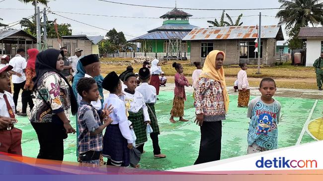 Sejarah Perkembangan Islam di Papua Barat, Masuk Sejak Abad 16