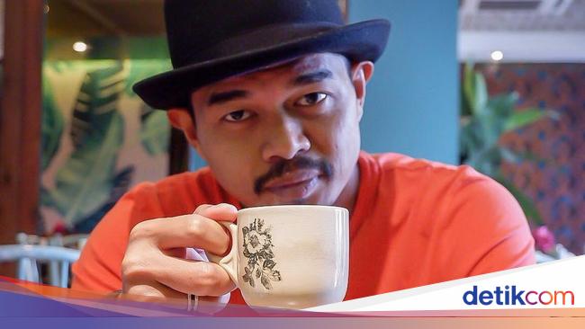 Terkuak! Ini Alasan Bambang Pamungkas Depak Anak dari KK Terkuak! Ini Alasan Bambang Pamungkas Depak Anak dari KK