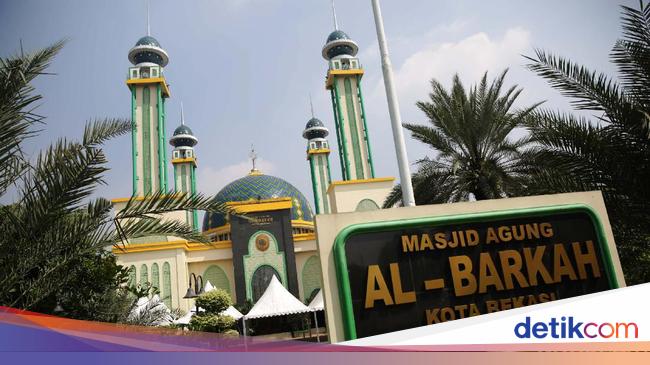 Melihat Masjid Al Barkah, Ikon Kota Bekasi