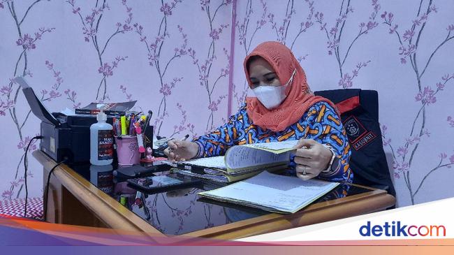 Wanita Pukul Anak Gegara Setoran Ngecrek Kurang Ternyata Nenek Korban