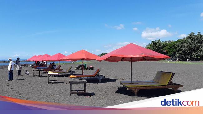 Inilah Pantai Boom Banyuwangi Nan Instagenik