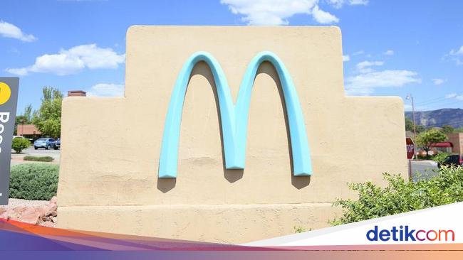 Logo McDonald's Satu-satunya di Dunia yang Tidak Berwarna Kuning