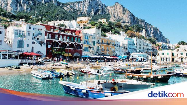 Kehabisan Air Bersih, Pulau Capri Tolak Turis