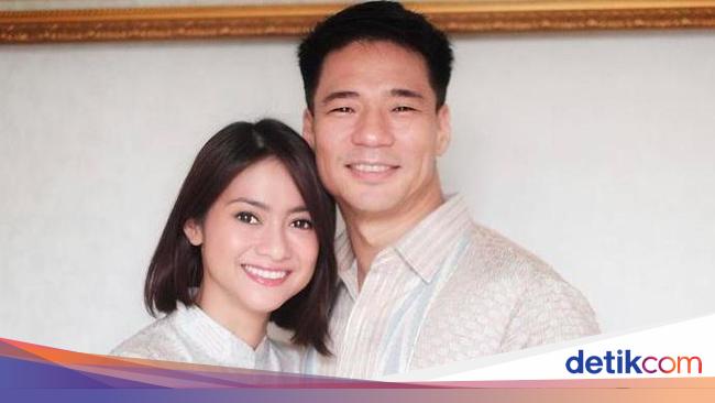 Suami Terseret Kasus Dugaan Penggelapan Dana, Begini Respons Rini Yulianti