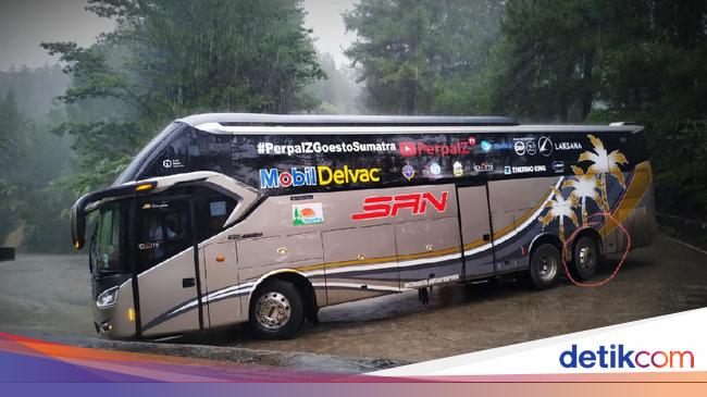 5 Fakta Bus Tronton di Indonesia
