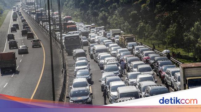 Libur Waisak, Puncak Macet Total