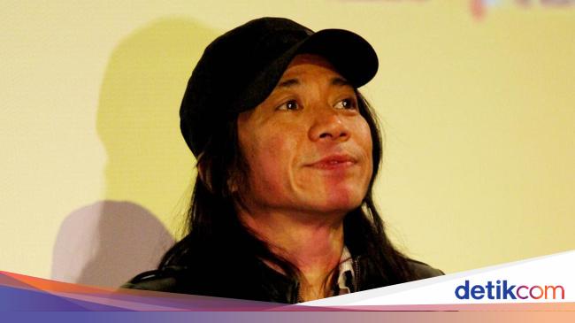 Abdee Slank Mundur dari Komisaris Telkom, Penggantinya Diputuskan Saat RUPS Abdee Slank Mundur dari Komisaris Telkom, Penggantinya Diputuskan Saat RUPS