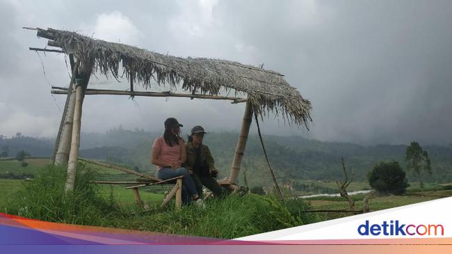 Wisata Puncak Brakseng Kota Batu Suguhkan Panorama yang Memanjakan Mata
