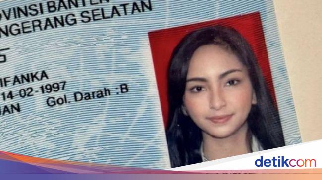7 Foto KTP Artis yang Bikin Salah Fokus, Ariel Tatum hingga Enzy Storia