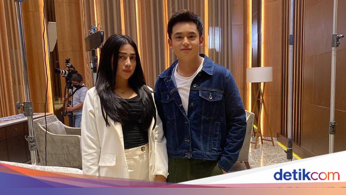 Main Sinetron Bareng, Chintya Ramlan Dijodohkan dengan Randy Martin