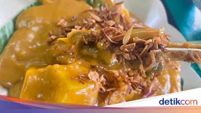 Takana Juo, Sate Padang Pariaman yang Eksis Lezatnya Sejak 1979
