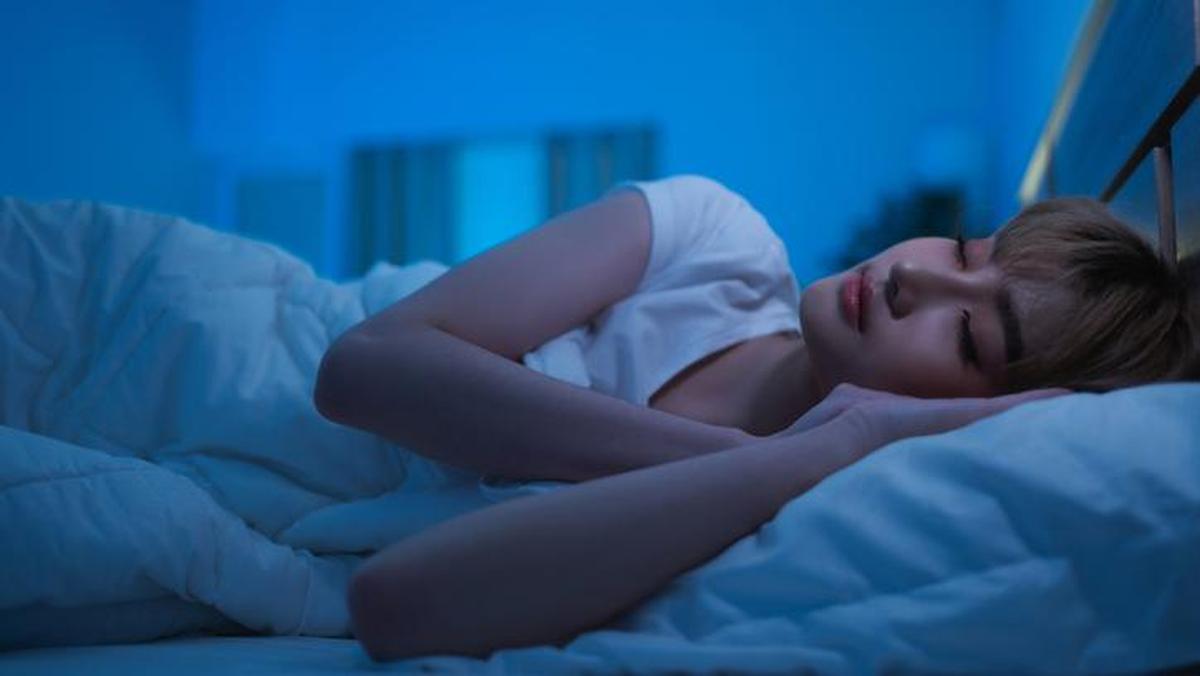 10 Cara Mudah Tidur Nyenyak, Biar Segar Saat Bangun