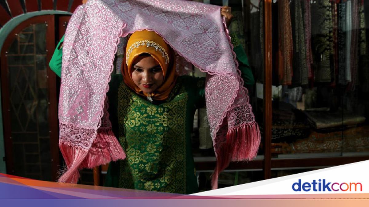 Songket Khas Batu Bara Dibanderol Hingga Rp 4 Juta, Ini Keistimewaannya