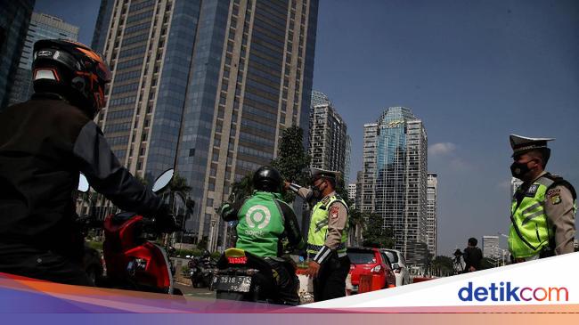 Antisipasi Libur Idul Adha, Penyekatan PPKM Darurat Ditambah Jadi 998 Titik Antisipasi Libur Idul Adha, Penyekatan PPKM Darurat Ditambah Jadi 998 Titik