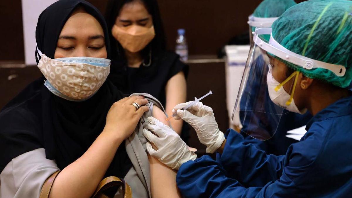 Vaksin Gotong Royong Untuk Para Vaksinator
