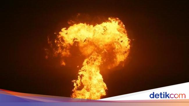 Menakutkan, Kobaran Api Raksasa Muncul di Laut Kaspia