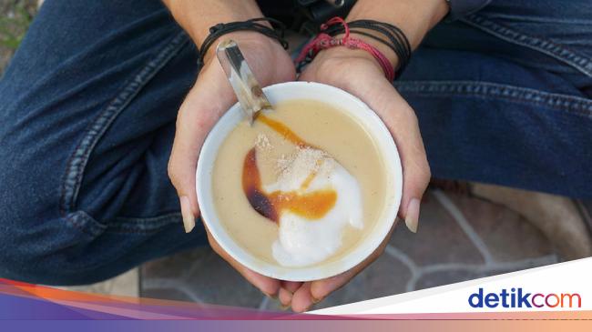 Bubur Jamu Coro Warisan Kesultanan Demak Bintoro Ini Diracik dengan 15 ...