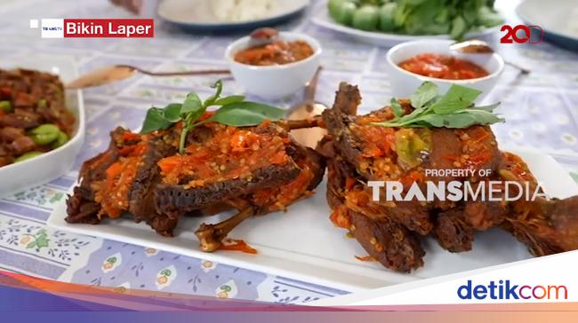 Bikin Laper! Ncess Nabati Cicip Bebek Goreng Sambal Dadak yang Pedas Nendang