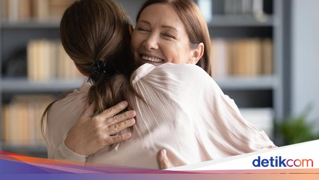 Cara Jadi Menantu Idaman yang Disayang Mertua