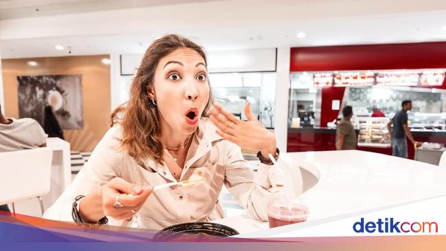 Aturan Makan 20 Menit, Ini 5 Risiko Penyakit karena Makan Terlalu Cepat Aturan Makan 20 Menit, Ini 5 Risiko Penyakit karena Makan Terlalu Cepat
