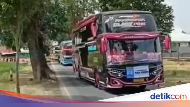 Viral Video Bus Aksi 'Oleng' di Kuningan, Polisi Turun Tangan