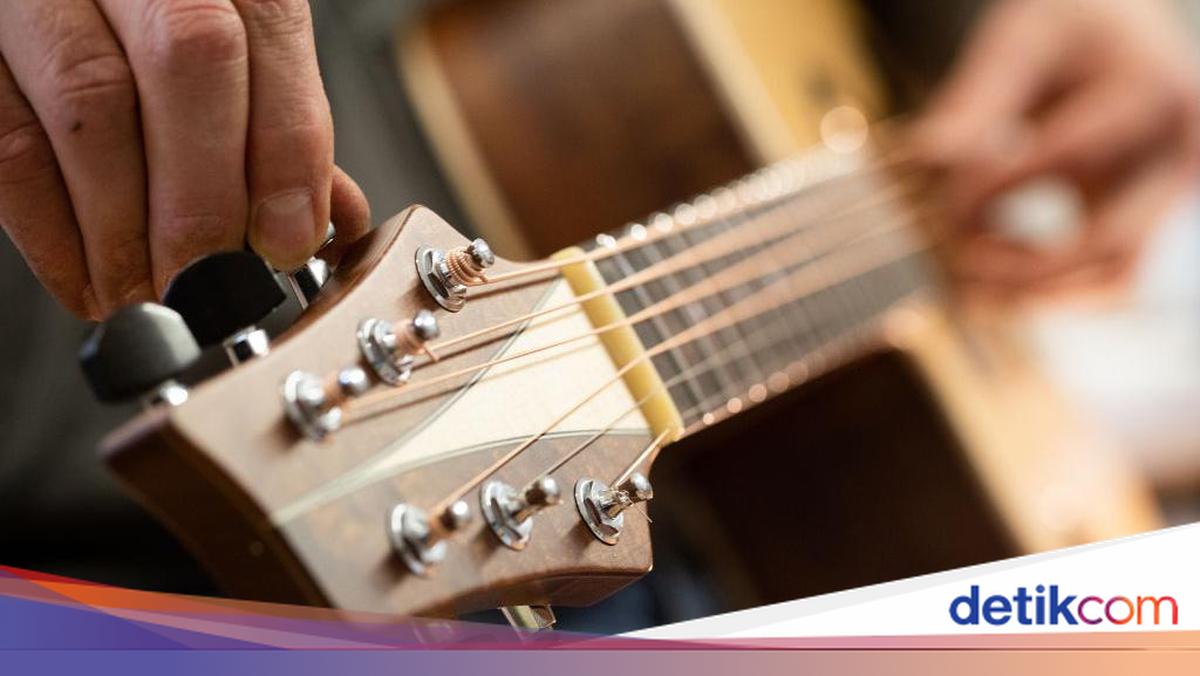 Chord Gitar Hanya Satu Persinggahan yang Dibawakan oleh Iklim