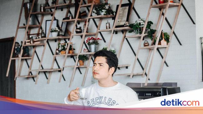 Zikri Daulay Tegaskan Hubungan dengan Alvin Faiz Makin Baik Zikri Daulay Tegaskan Hubungan dengan Alvin Faiz Makin Baik
