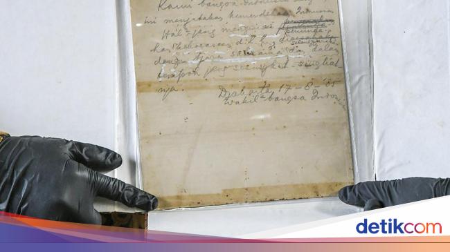 Teks Proklamasi RI: Perubahan dan Sejarah di Baliknya