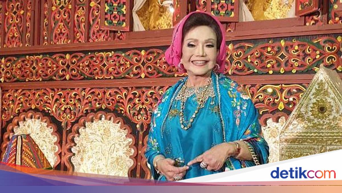 Elly Kasim Sang 'Ratu Lagu Minang': Perjalanan Karier, dan Lirik Lagu Populer