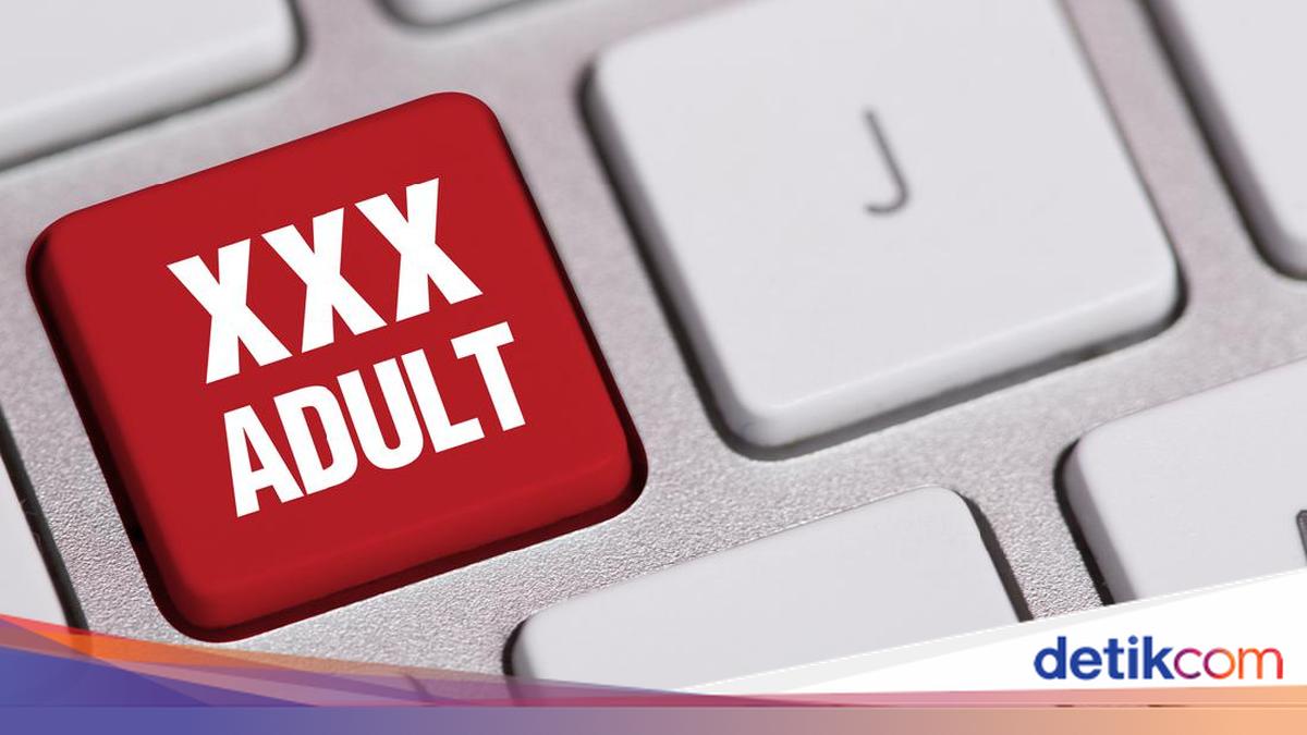 Terlacak! Ini 'Identitas' Wanita Pamer Payudara-Kemaluan di Bandara YIA