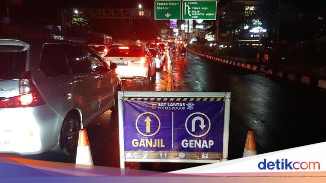 Kisah Traveler yang Terjebak di Puncak Berjam-jam Lamanya