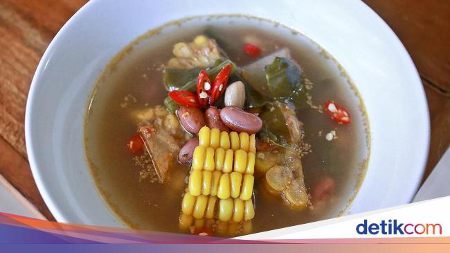 Resep Sayur Asem Betawi Kuah Bening dengan Oncom yang Sedap