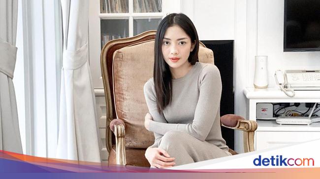 Serba-serbi Ririn Dwi Ariyanti yang Resmi Cerai dari Aldi Bragi Serba-serbi Ririn Dwi Ariyanti yang Resmi Cerai dari Aldi Bragi