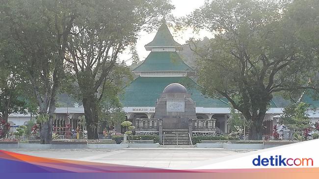 Menguak Pencetus Pembangunan Monumen Lingga Sumedang