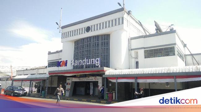 7 Stasiun Kereta Paling Beken di Bandung Raya